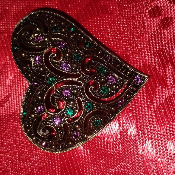 Jewelry | Vintage Metal Heart Pin | Poshmark